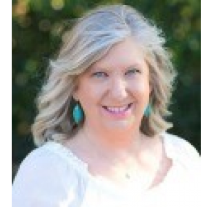 Julie Brinker's Instagram, Twitter & Facebook on IDCrawl